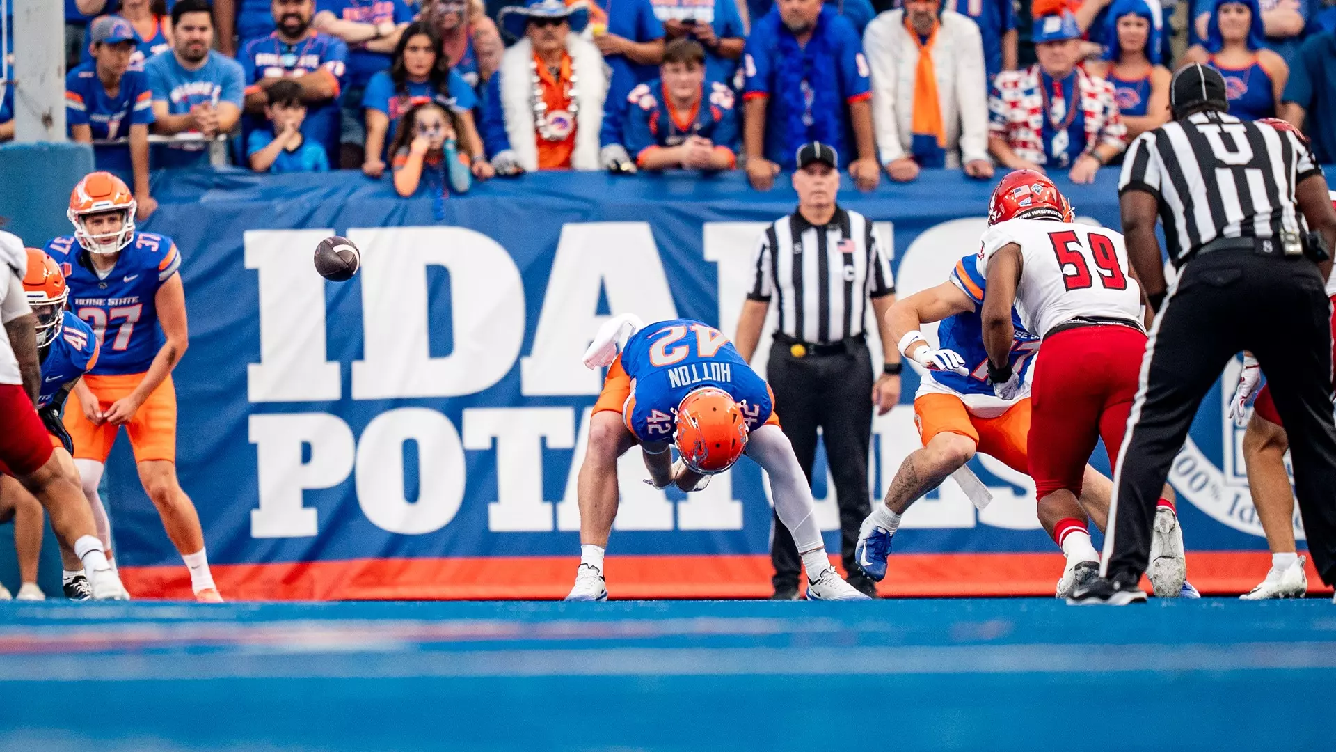 Hutton Named Mannelly Award Semifinalist – Mountain West Conference